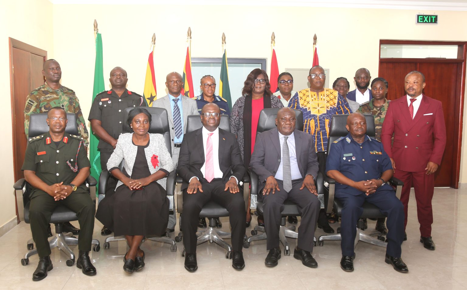 Defence Minister Meets Directors of the Ministry – Ghana Ministry of ...